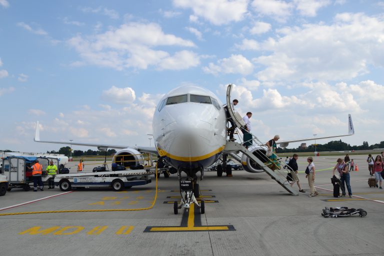 Luchthaven Charleroi neemt tweede terminal in gebruik — Luchthaven ...